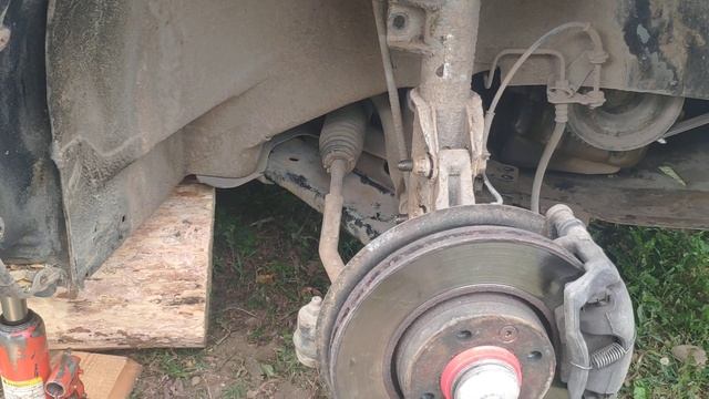 Веста. Про рычаг передней подвески.