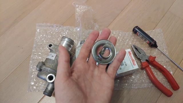 Веста Motorad 20288k. Замена термоэлемента  в термостате после попыток подружиться с Лузаром.