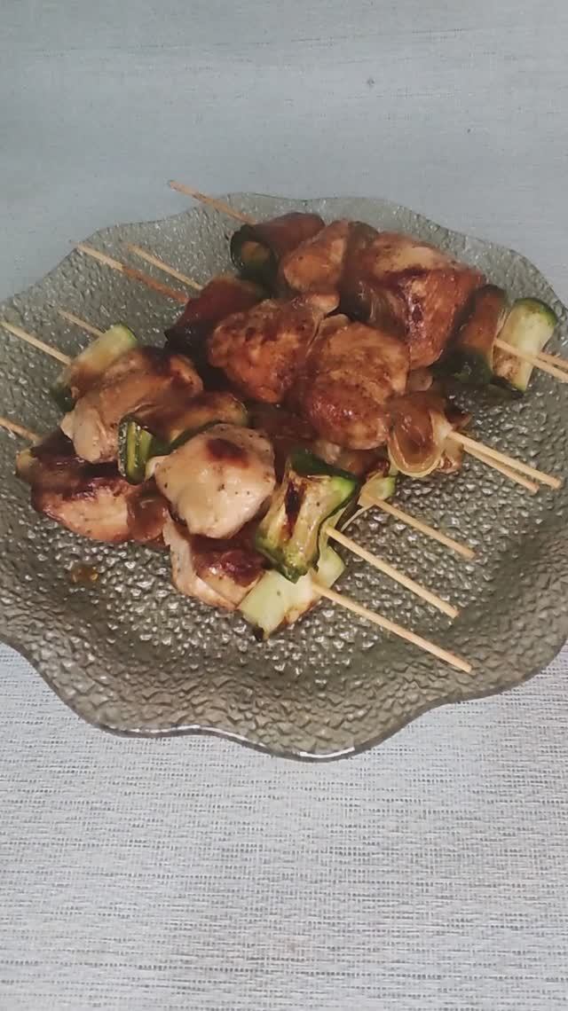 Куриные шашлычки с кабачком
