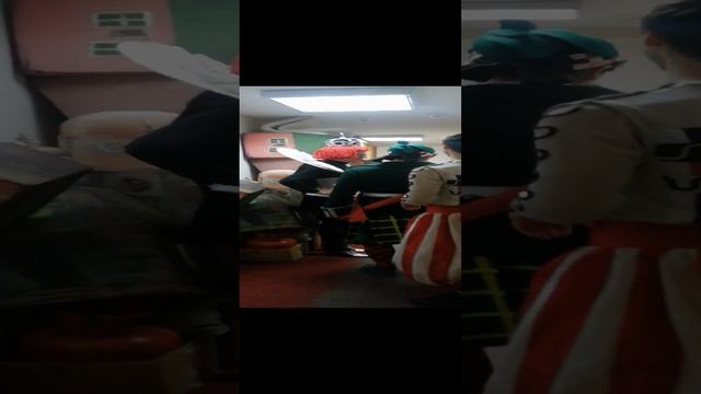 Привет моим друзьям с Абхазии из моего любимого театра "Зазеркалье"