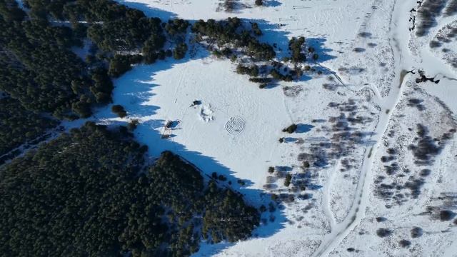 Очень красивый вид с квадрокоптера на Родовое поместье Ве Лес