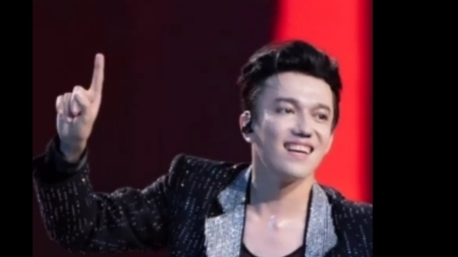 Dimash - your smile/твоя улыбка манит, ранит, обжигает❤@DimashQudaibergen_official