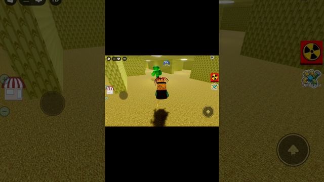 Роблокс убегаем от собаки Куросаки🤪🤪🤫🤭