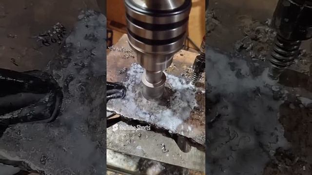 минипогрузчик экскаватор. Поворотные узлы 2