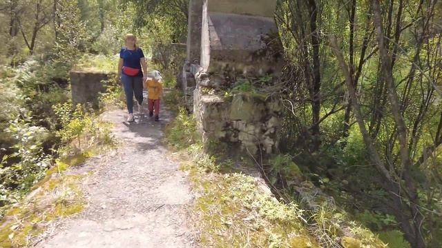 Развалины Уйской плотины. Хакасия