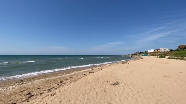 Песчано-ракушечные пляжи Азовского моря, посёлок Ильич. Керченский пролив. #поселокильич #море