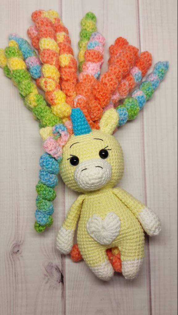 Готова ЧУДЕСНАЯ желтая единорожка крючком✨️🔮😍🧶