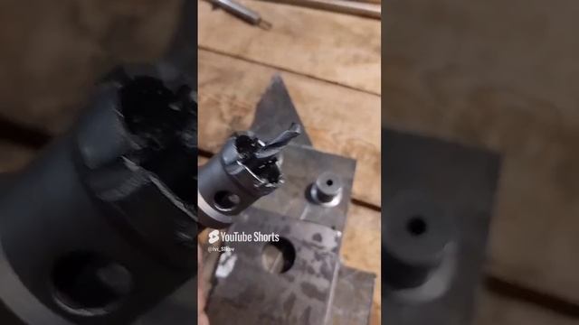 минипогрузчик экскаватор. Поворотные узлы