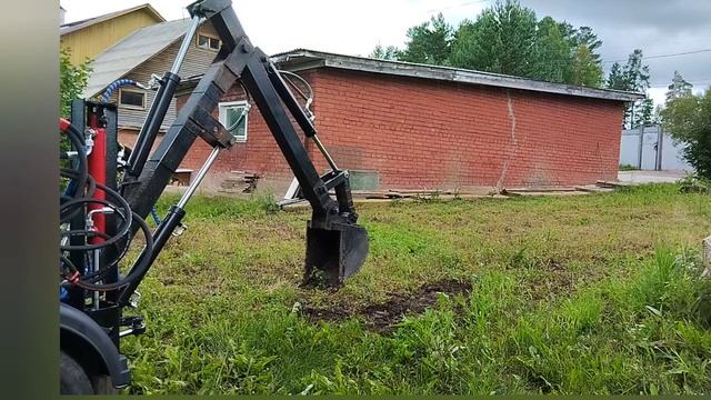 минипогрузчик экскаватор. Маневры