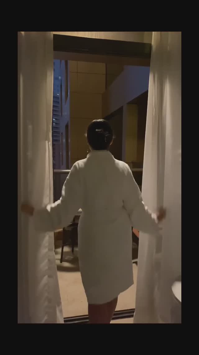 Вид из городского отеля Mercure Dubai Barsha  #hoteldubai