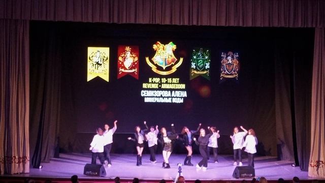 ВТОРОЙ РАЗ ВЫСТУПИЛИ НА СЦЕНЕ С КОМАНДОЙ!!