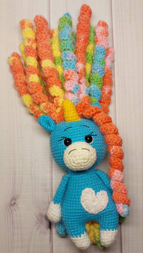 Готова ОЧАРОВАТЕЛЬНАЯ голубая единорожка крючком✨️🔮😍🧶