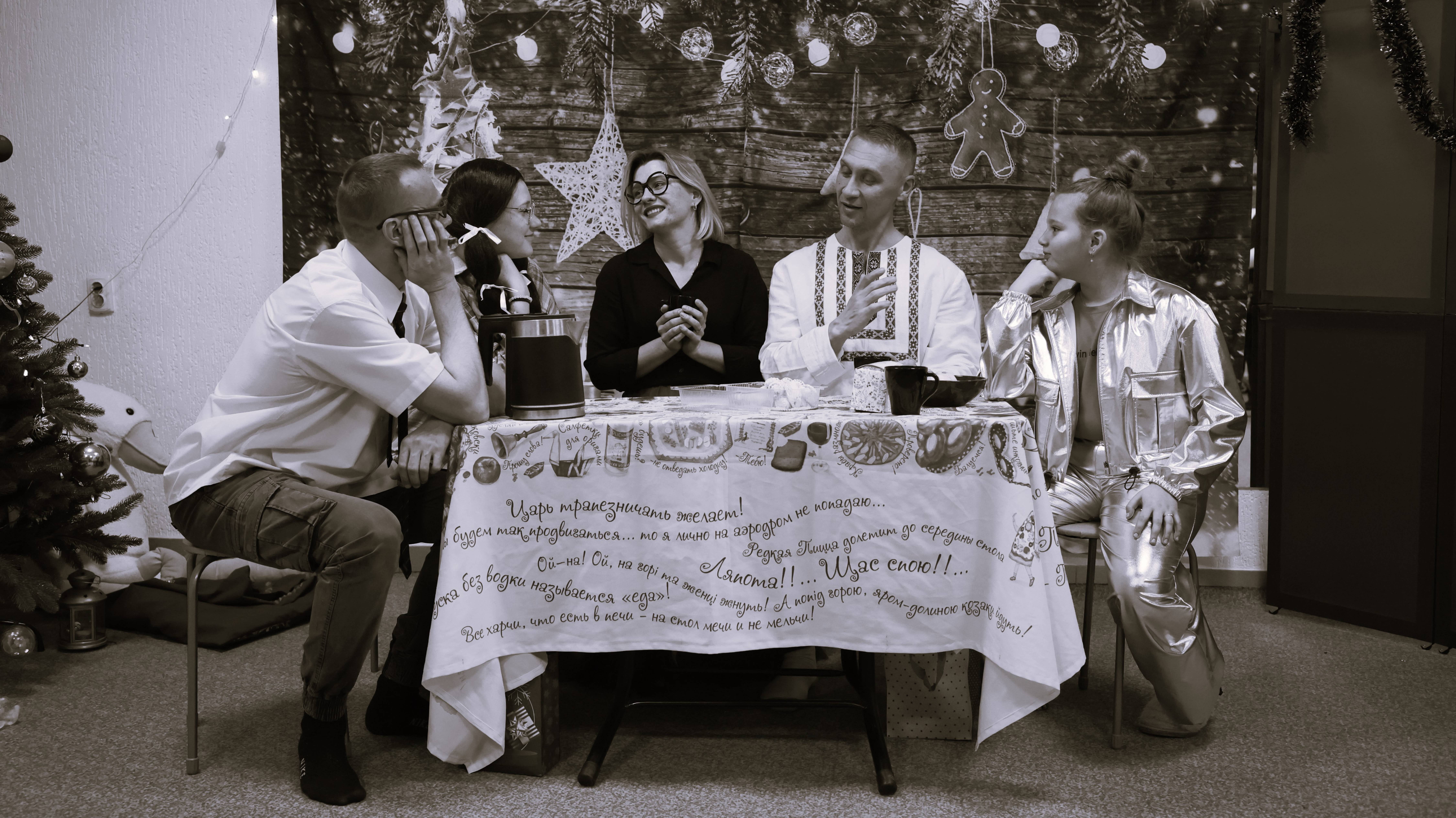 Немое кино "Новый Год - это исполнение желаний!"