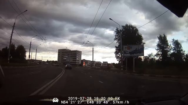 4G видеорегистратор зеркало ANSTAR E2, пример записи, светлое время суток.