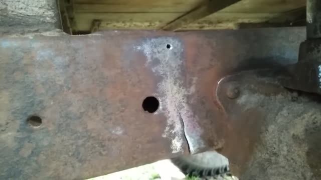 Лопнула рама УАЗ 39094. Ремонт. Коп металла.