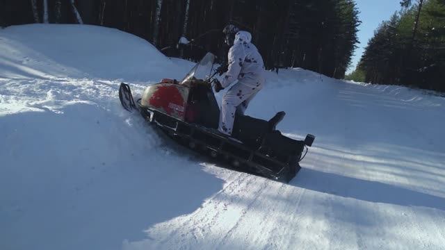 Охота. Проверка капканов на куницу.