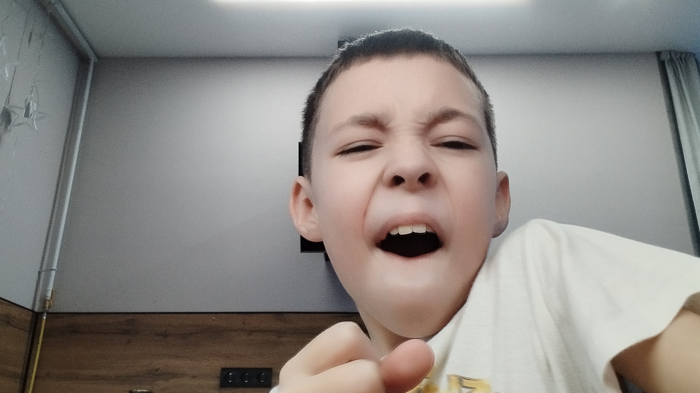 Серёжа И Алёша - 1 Серия [Алкашня] Обсирать Не Вздумай