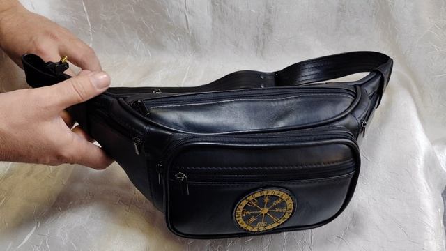 Сумка мужская, бананка (поясная). Изделия из кожи. СКСтиль. Видео обзор: Славянские, золотые руны.