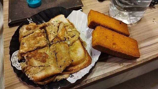 #Дели. Бомж еда на Пахаргандже в 4 утра. Не ешьте это!