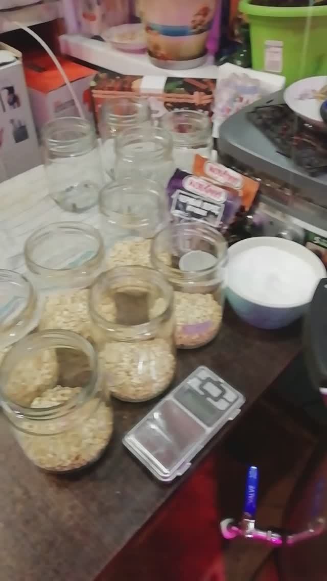 Перловая каша с мясом, насмотрелся блогеров, решил повторить разные рецепты.