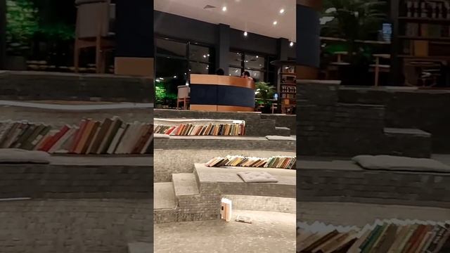 Оригинальное кафе "Библиотека" в Дербенте #дагестан#еда