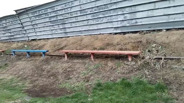 Стадион без снега.