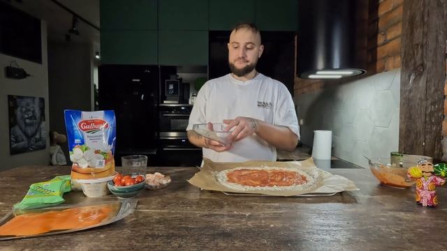 Пицца на творожном тесте