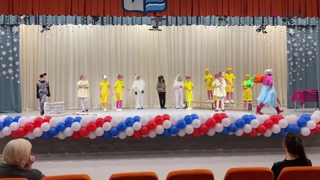 «Хрюшечка-душечка на новогодней ёлке». МАОУ «Образовательный центр №7 г. Челябинска»