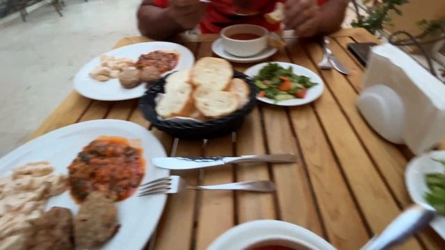 Ужин в отеле Бенна в Анталье. Лучшая бюджетная тройка