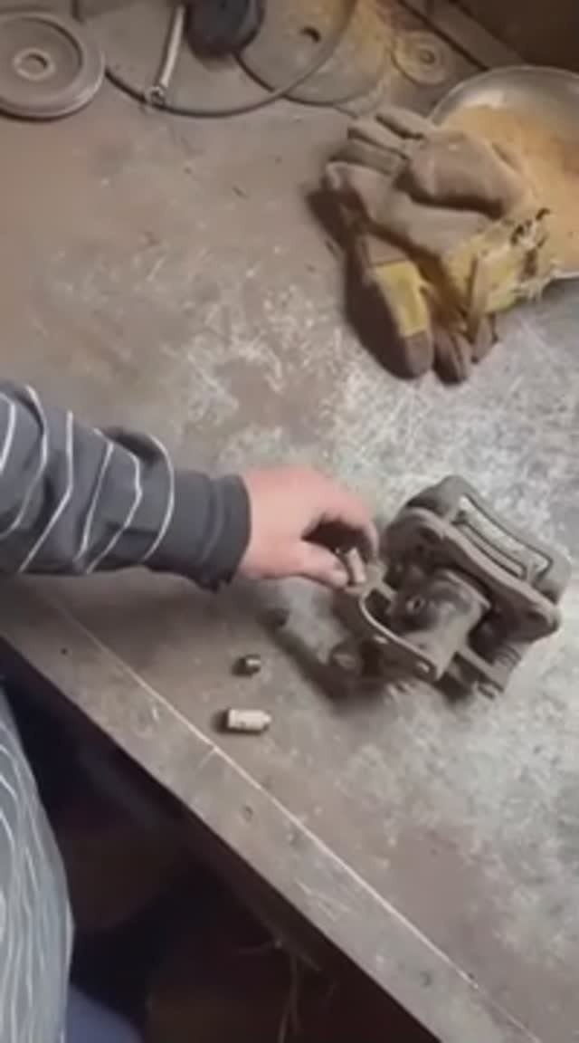 Ssang yong Rexton, Kyron, механизм ручника от Хундай