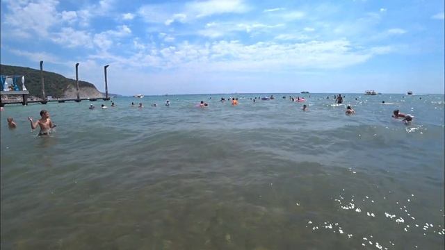 Архипо-Осиповка. Возле реки Вулан. Купаемся.