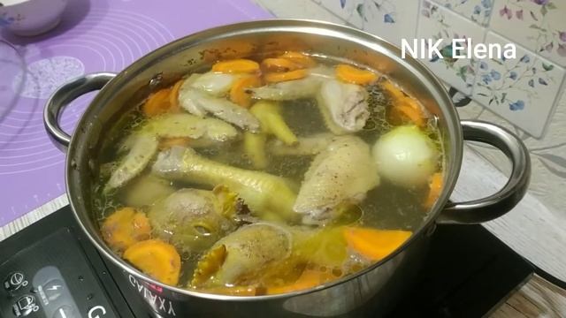 Бульон на все случаи из куриных потрошков