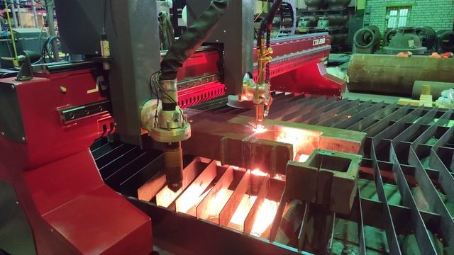 Запуск станка термической резки МАГМА СТД 2060 с двумя суппортами в Гусь-Хрустальном