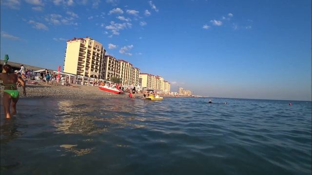 Евпатория. Крым. Часы на администрации. Пляж на Симферопольской улице Причал.