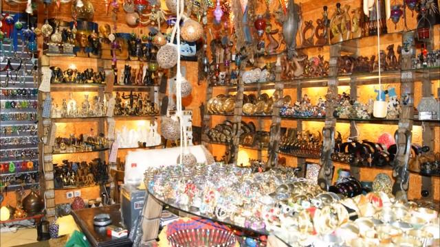 Что посмотреть в Шарм-Эль-Шейхе? СОХО-сквер. Настоящая Англия в Египте. Центр шопинга и развлечений