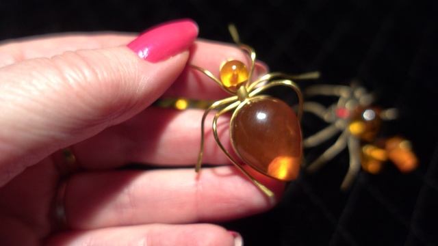 Янтарь, композиции.