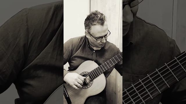 Группа Кино "Закрой за мной дверь, я ухожу" на одной гитаре