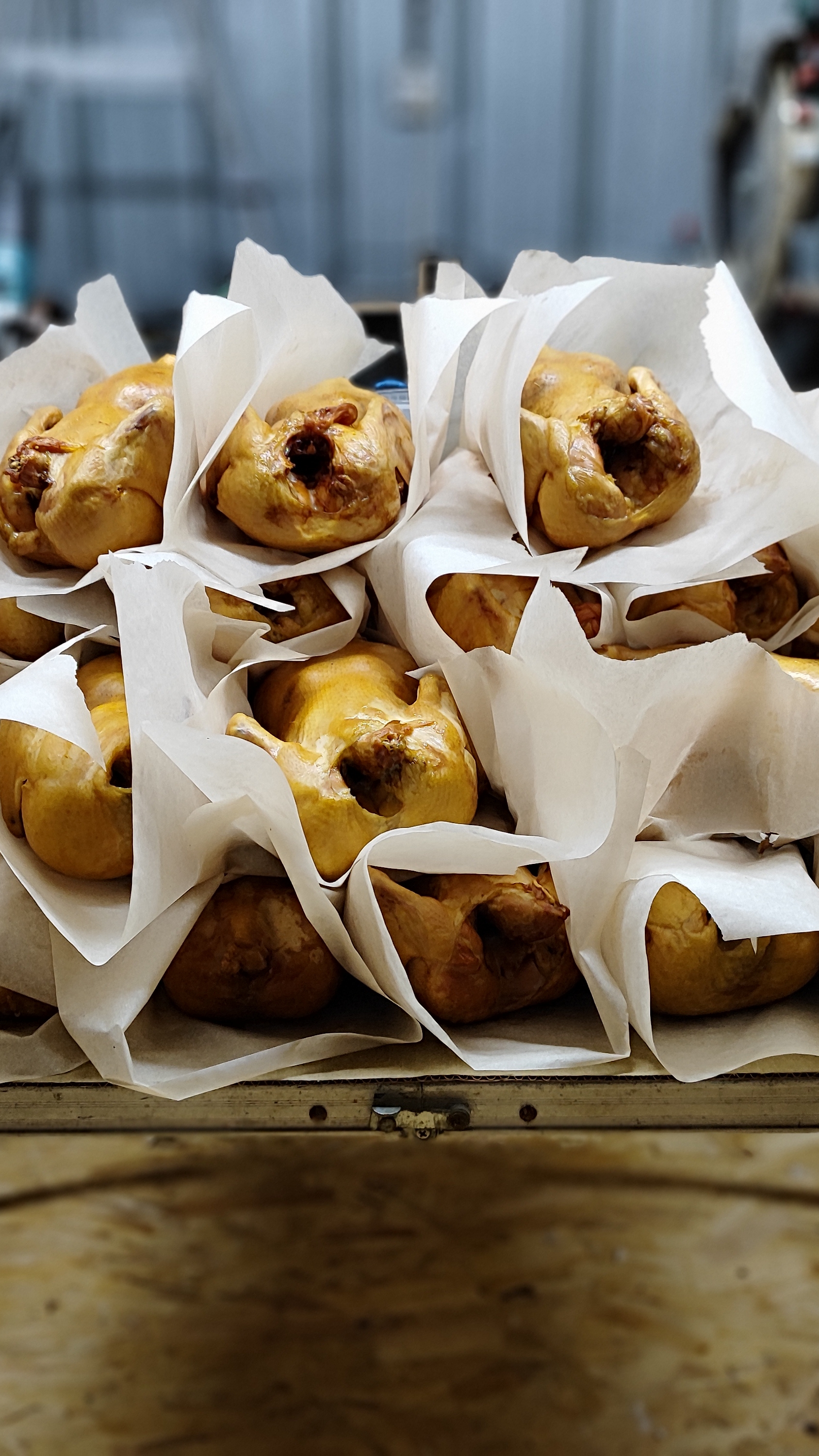 Коптим на заказ на свадьбу #копчение #еда #коптим #копченаякурица #вкусно #вкуснаяеда