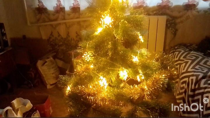 Наряжаем нашу ёлочку🌲🥰Новогодние украшения и Болталка