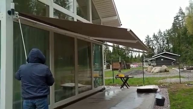 Маркиза с ручным приводом | Alumdevelop