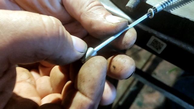 опресовка наконечников тросиков.