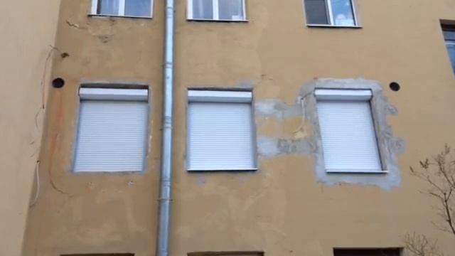 Автоматические рольставни на втором этаже | Alumdevelop