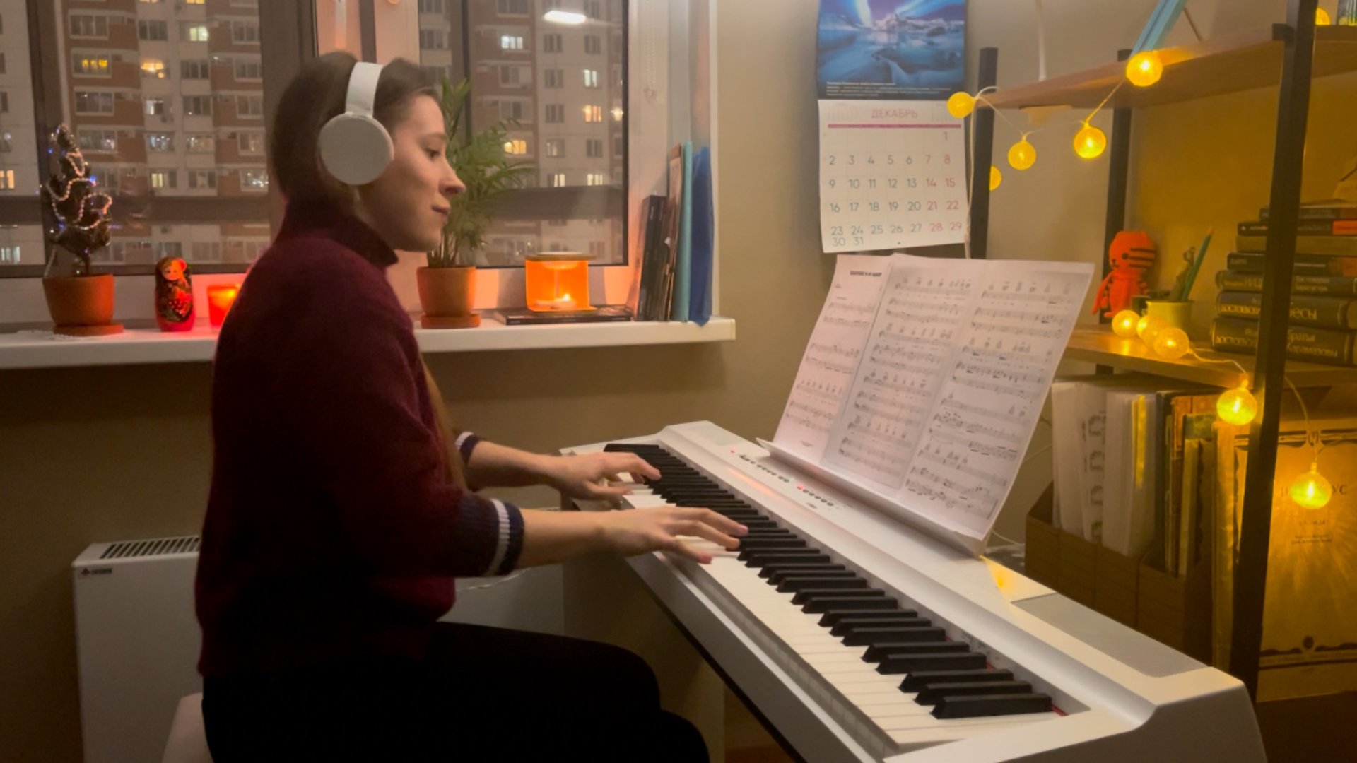 Джон Уильямс — "Somewhere in my memory" ("Где-то в моей памяти") из фильма "Один дома"