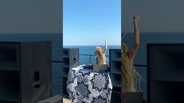 DJ camp 3 ferst video