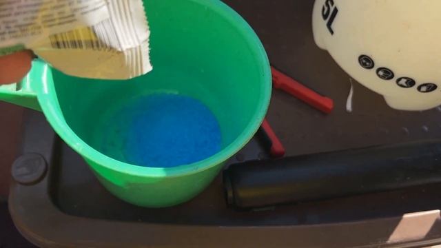 Чёрный налёт на жимолости. Как лечить?