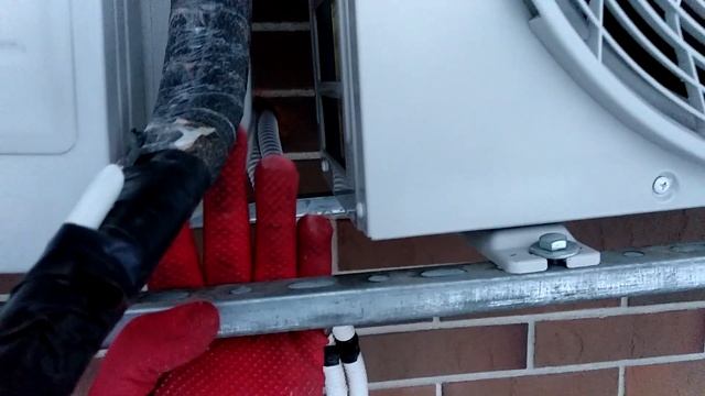 Инспекция монтажных работ по кондиционированию. И так сойдёт! 12 серия.