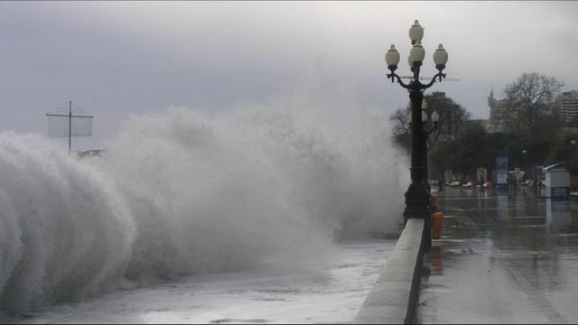 Звук Шторма с Порывами Ветра (зимой) Шум сильного Ветра. Звук Волн во Время Шторма