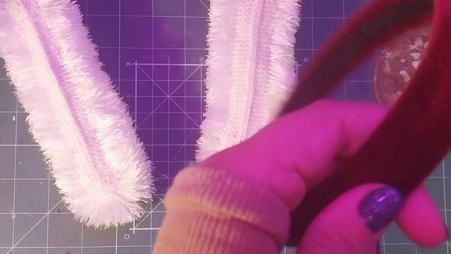 Продолжаем создавать ушки зайцев