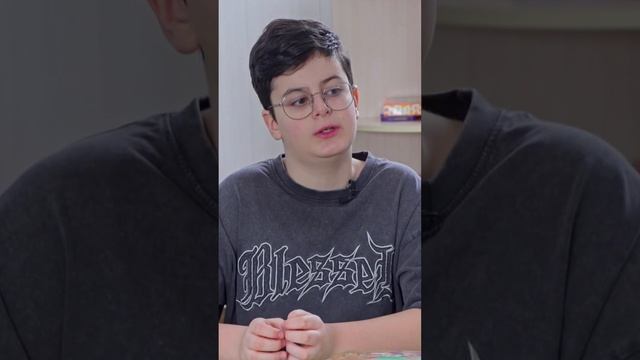 Я пришел в А-класс, чтобы подтянуть учебу. Тигран, 5 класс.