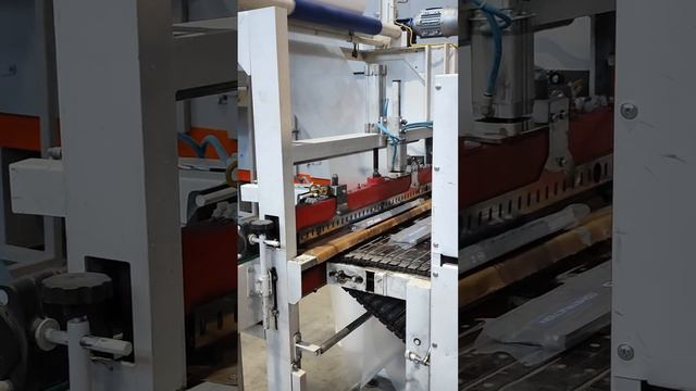 Упаковка сварочных электродов в термоусадочную пленку на заводе